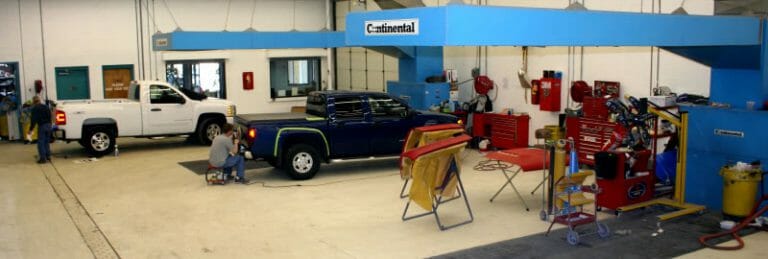 shop_01 - Northwest Auto Body